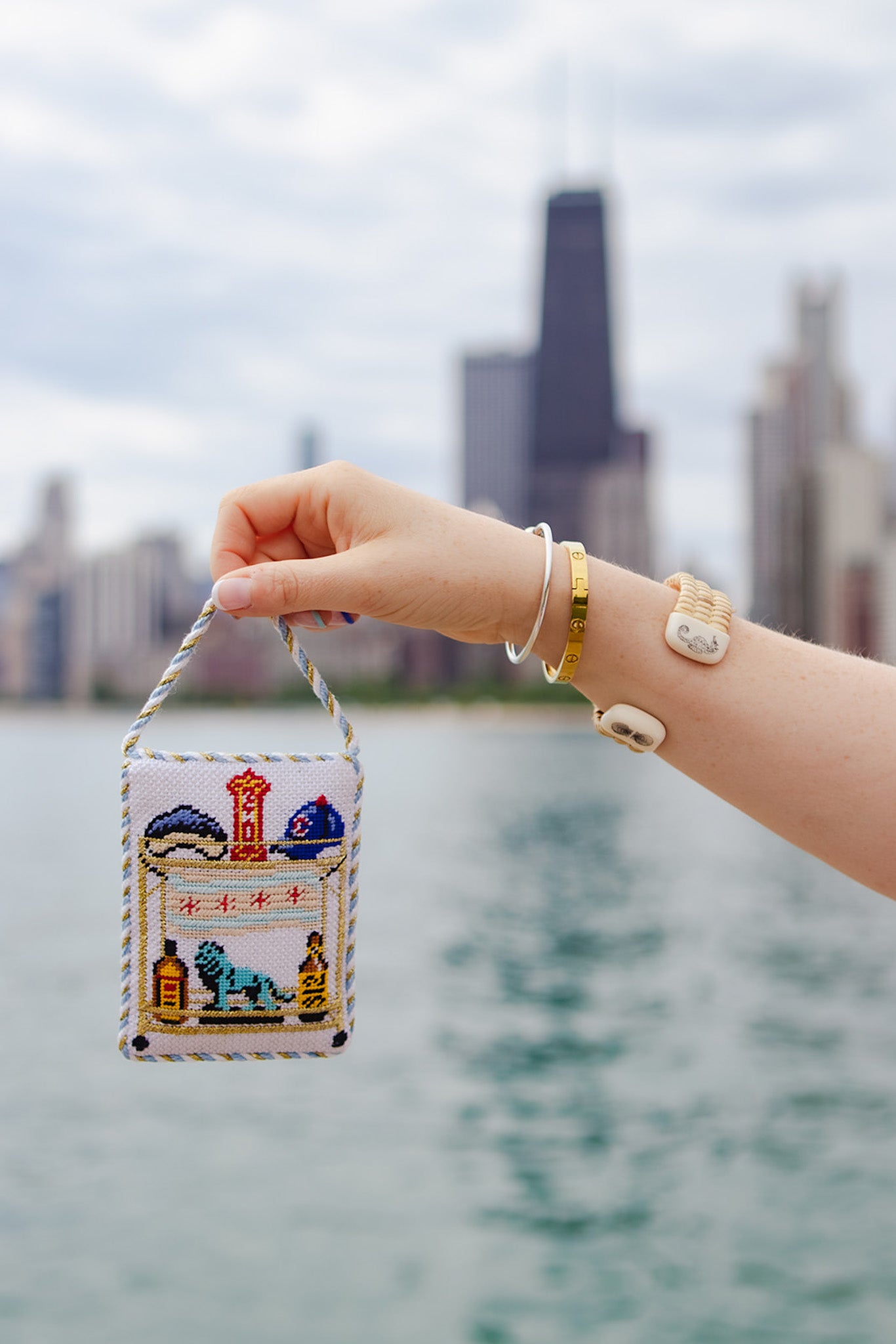 Chicago Bar Cart *Exclusive* – Third Coast Stitches